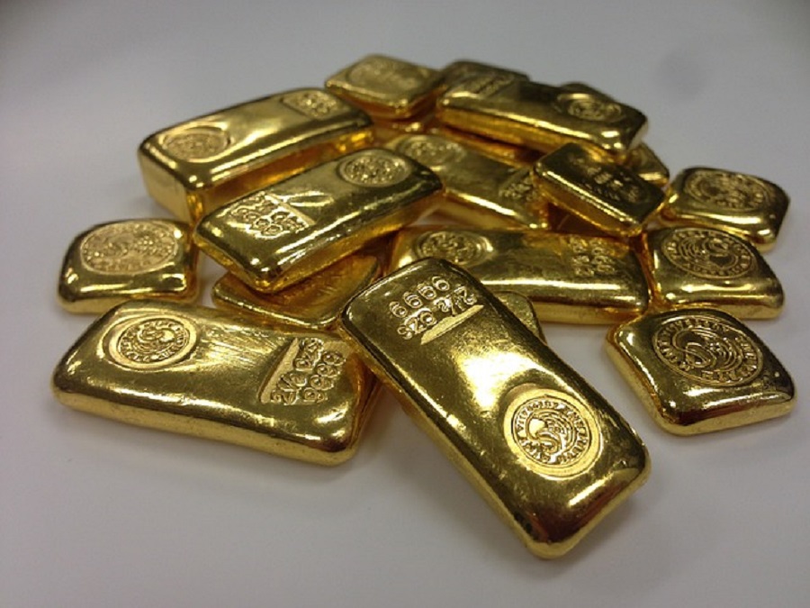 Investing in Royal Mint Gold Bars: What You Need to Know | ArticleCube